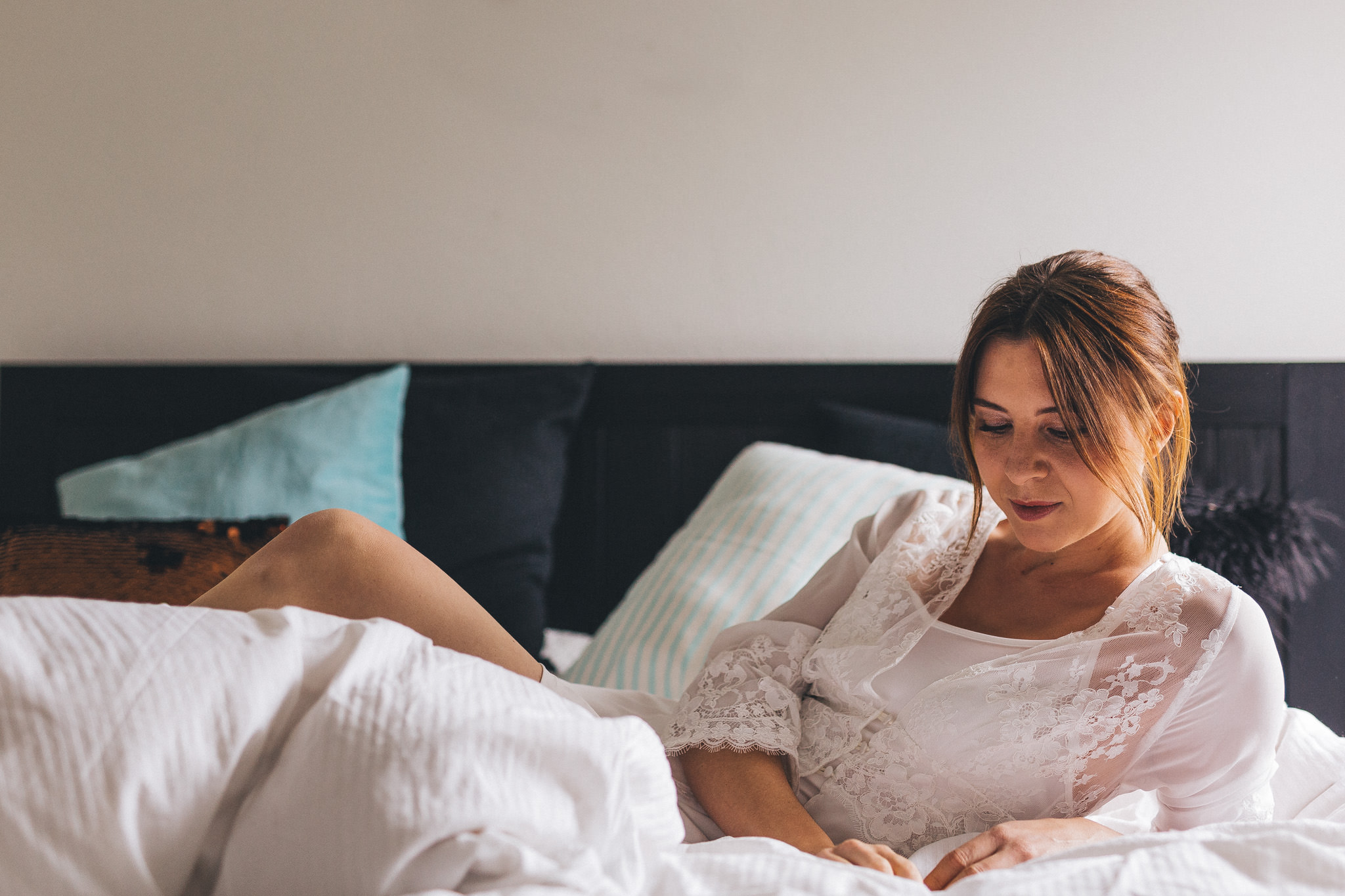 Bridal Boudoir Session Zuhause - Maria Luise Bauer Photography